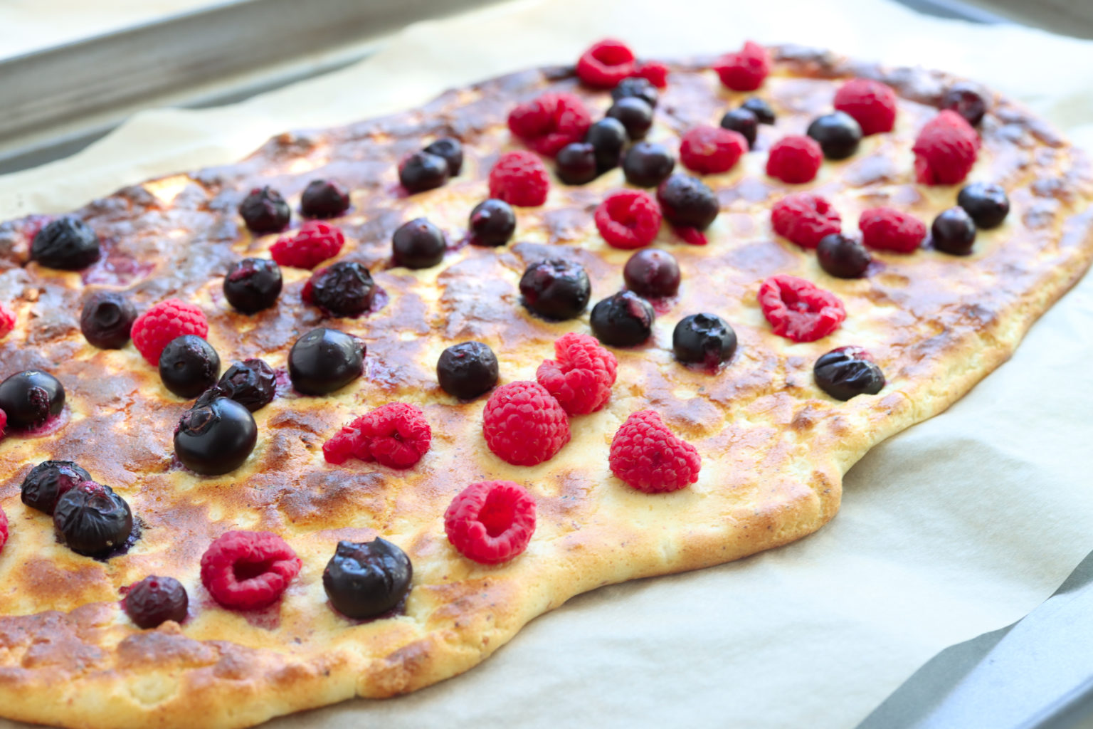 Berry Cloud Cake - F-Factor